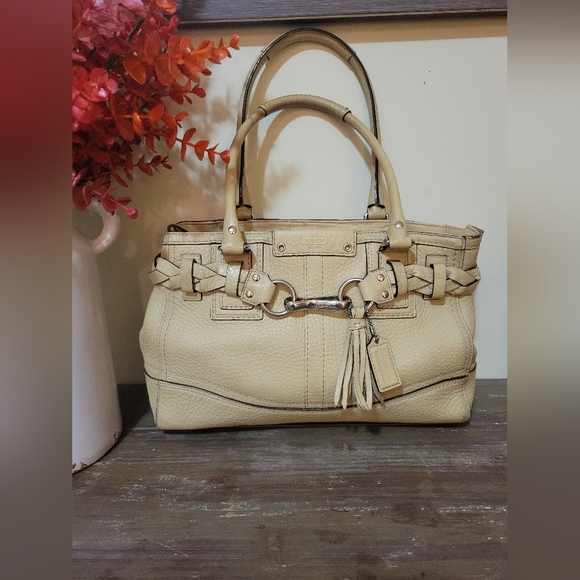 Coach | Bags | Coach Hampton Cream Colored Pebble Leather Shoulder Bag ...